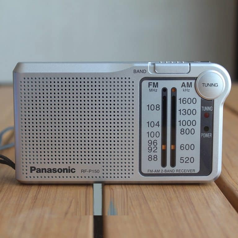 Đài Radio FM/AM Panasonic RF-P150 chính hãng RF-P150D - Gia Dụng Nhà Việt