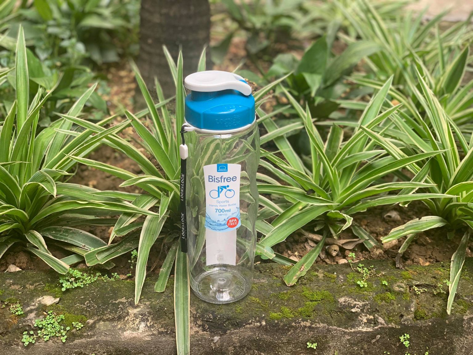 Bình nước thể thao bằng nhựa Tritan 700ml LocknLock ABF722-BGN - Gia ...