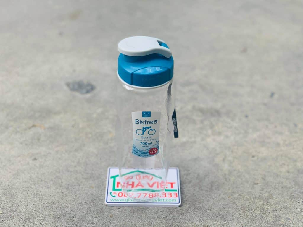 Bình nước thể thao bằng nhựa Tritan 700ml LocknLock ABF722-BGN - Gia ...