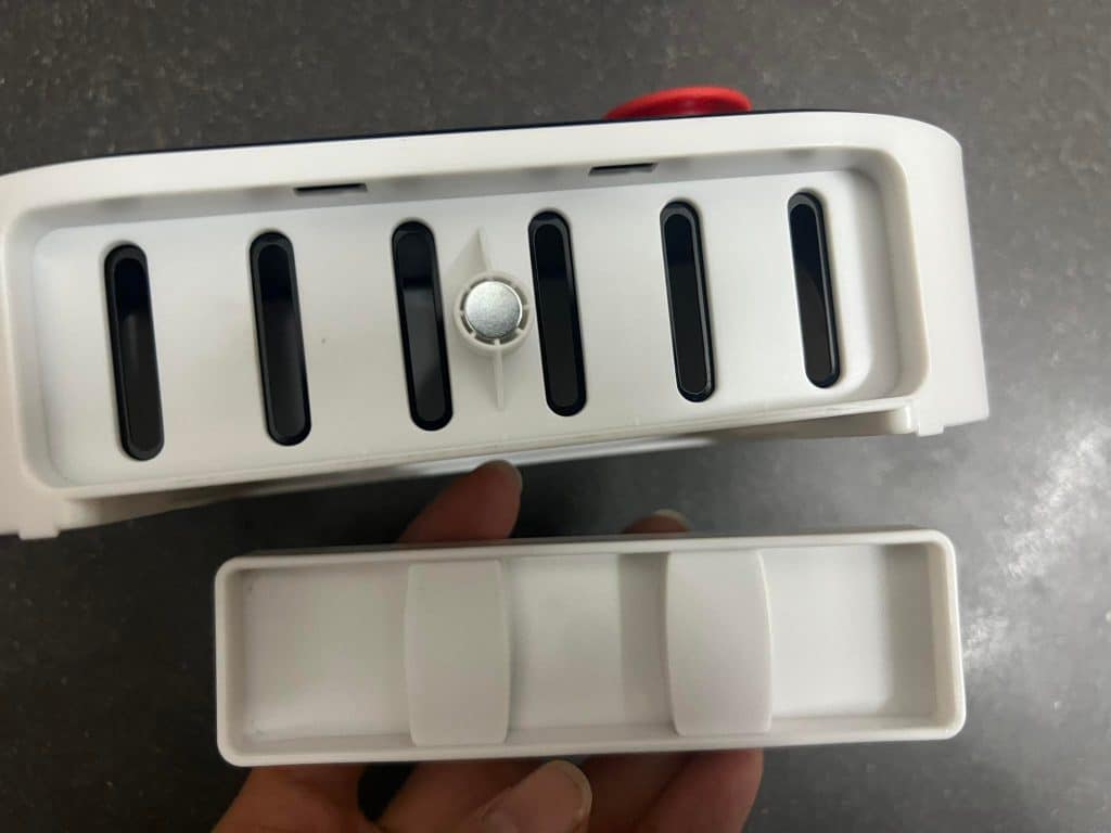 Hộp đựng xà phòng dán tường có khay hứng nước Ecoco E2119 - Gia Dụng Nhà Việt