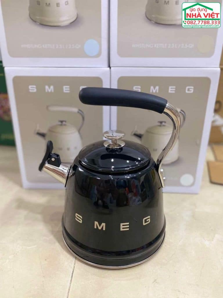 Ấm đun bếp từ thổi sáo 2.3L Retro-style SMEG CKLW2001 - Gia Dụng Nhà Việt